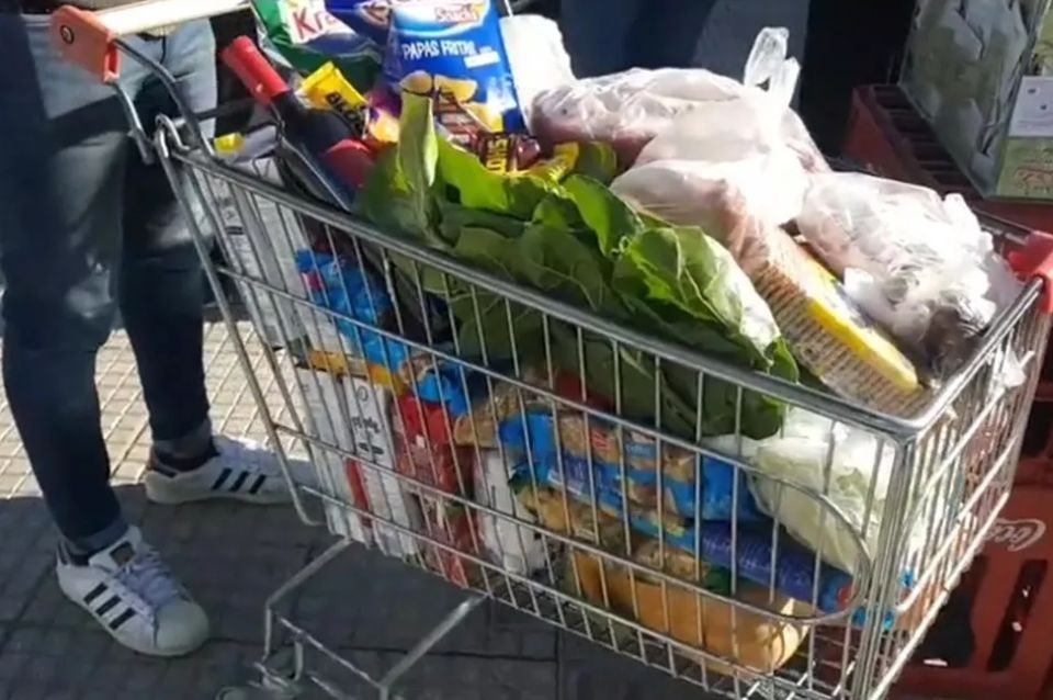 Llenar el changuito, una acción en extinción